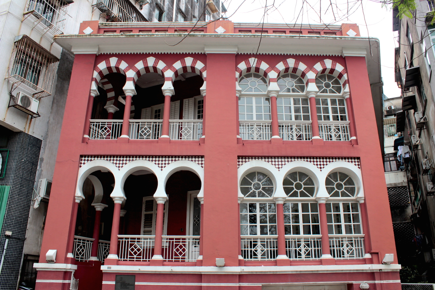 25 – Moorish Building | Dream Of A City