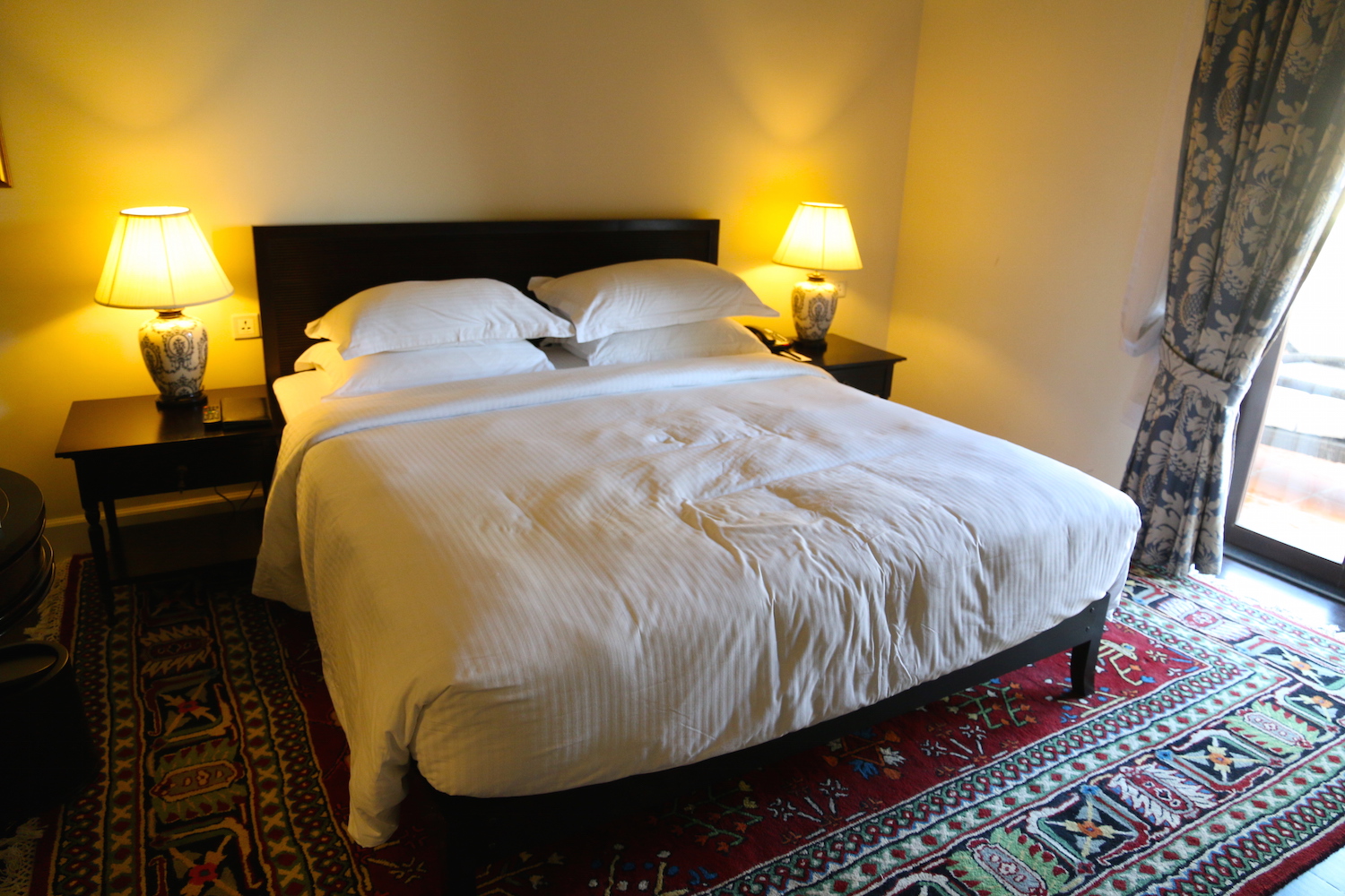 8 – Room | Dream Of A City